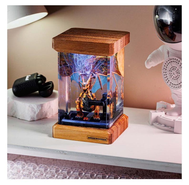 MECHA CHARIZARD Resin Lamp, Custom Anime Diorama Night Light, Easter ...