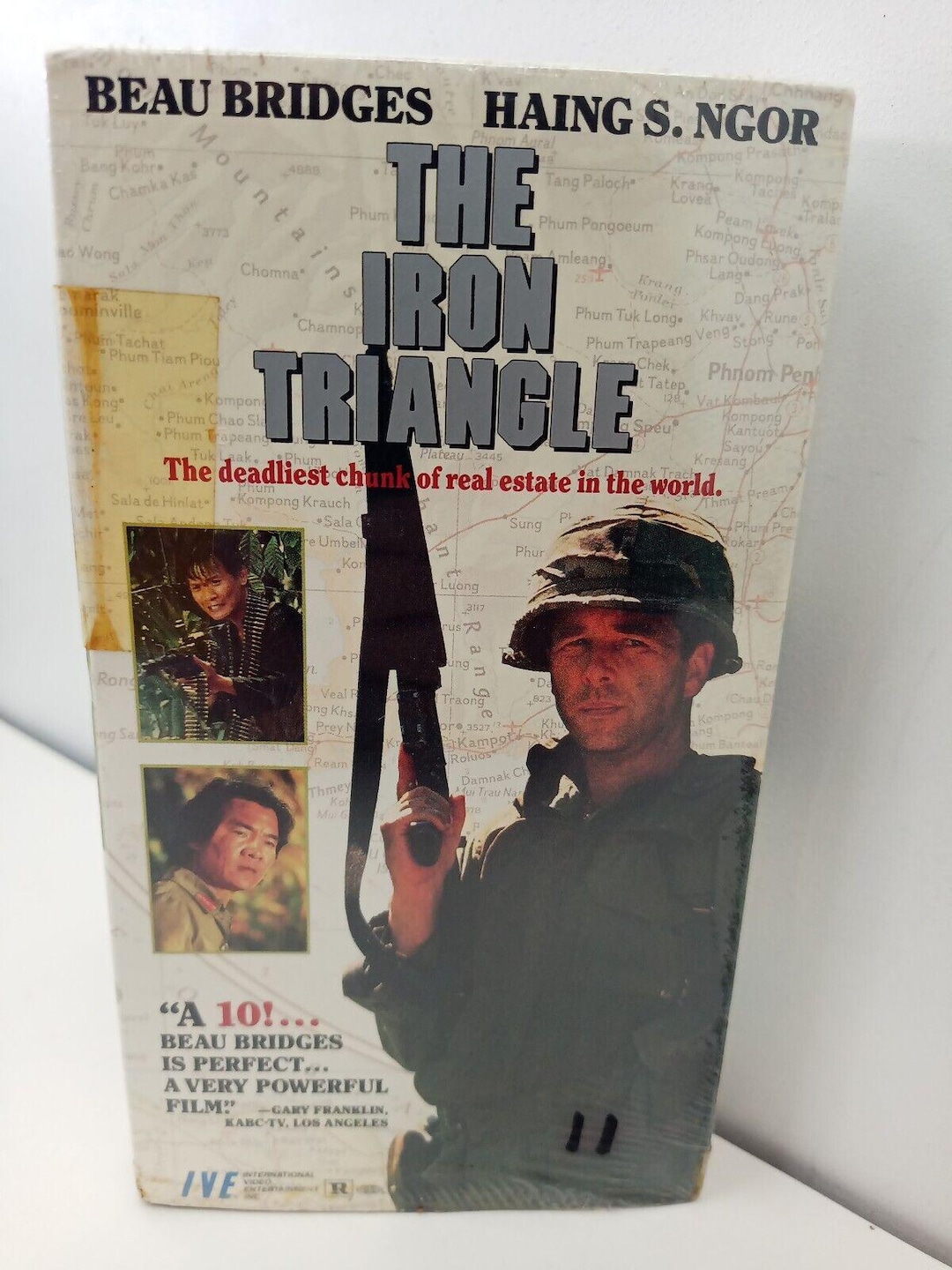 The Iron Triangle VHS Beau Bridges, Haing S. Ngor, Johnny Hallyday ...