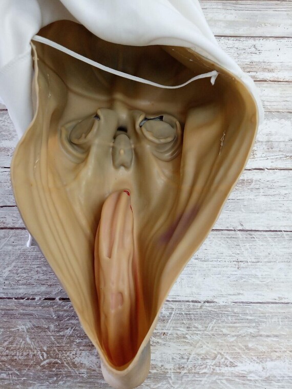 Vintage 1995 Scream Ghostface Ghoul Mask Paper Magic … - Gem