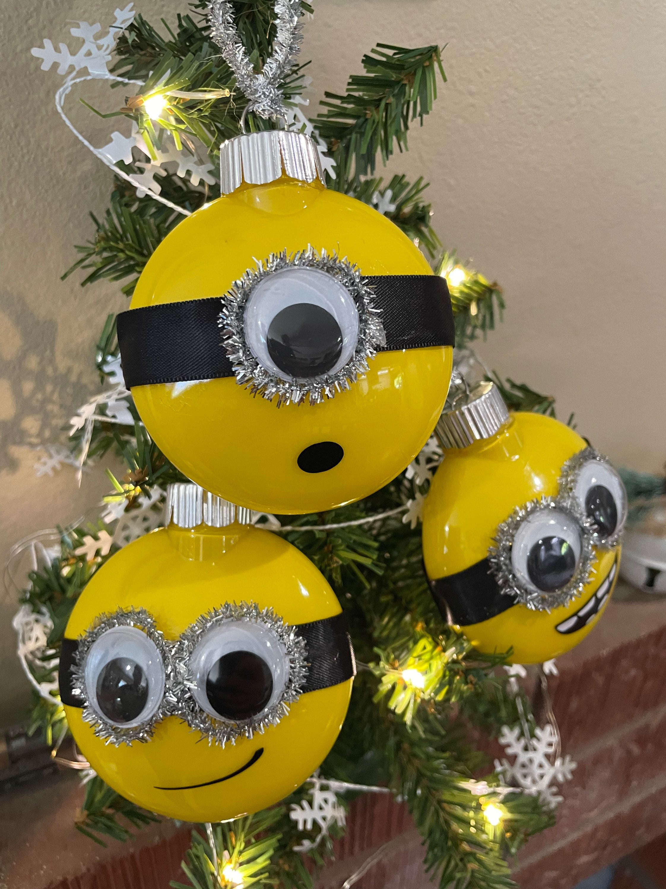 Minion Inspired Ornament Set - Etsy