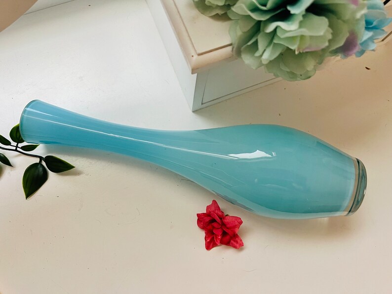 Vintage Opaline Glass Beautiful Vase..blue Milk Glass Vase, Vintage ...