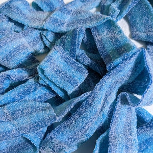 Lil' Sugar Mama's 12 Berry Blue Pucker Your Mother SOUR Belts Candy ...