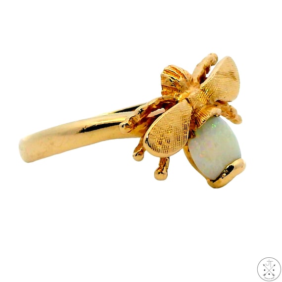 Vintage 14k Yellow Gold Bee Ring with Opal Size 8 - Gem