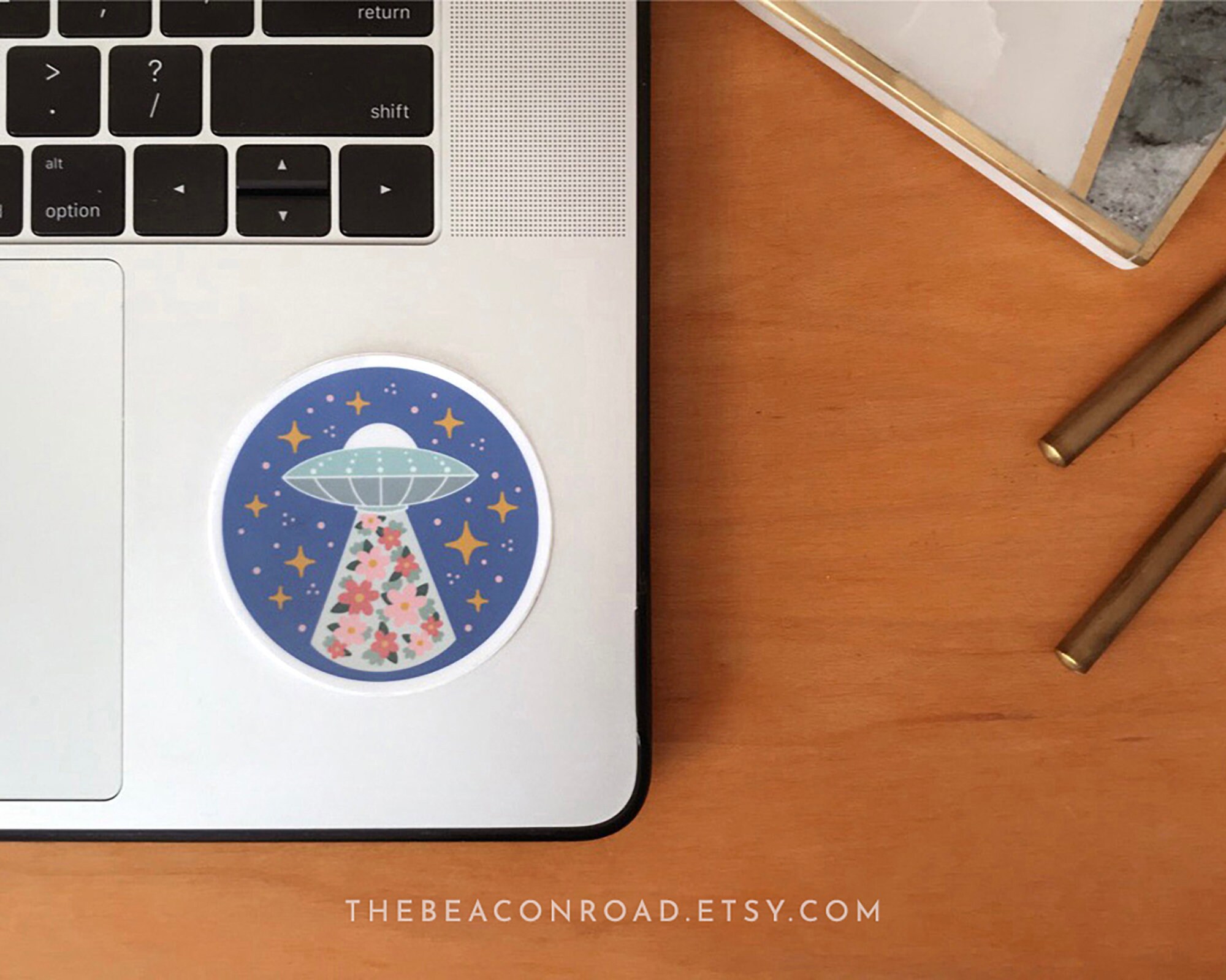 Floral UFO Sticker / Gift for Sci-fi Outer Space Lover / Flower Star ...