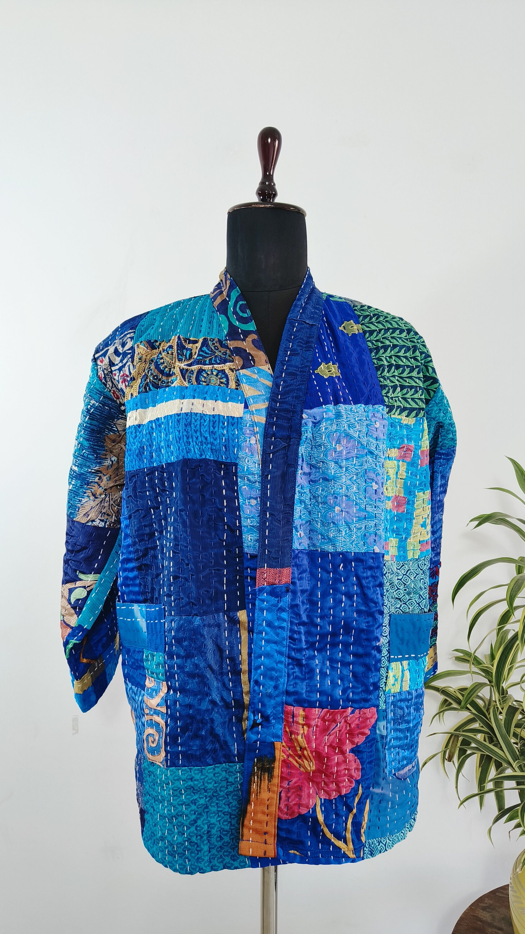 Short Silk Kimono Style Short Jacket With Pockets and Tie-up in ...
