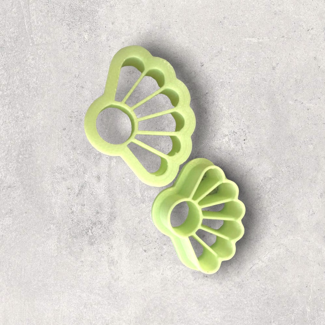 Embossed Daisy Drop | Polymer Clay Shape Cutter | Embossing Cutter ...