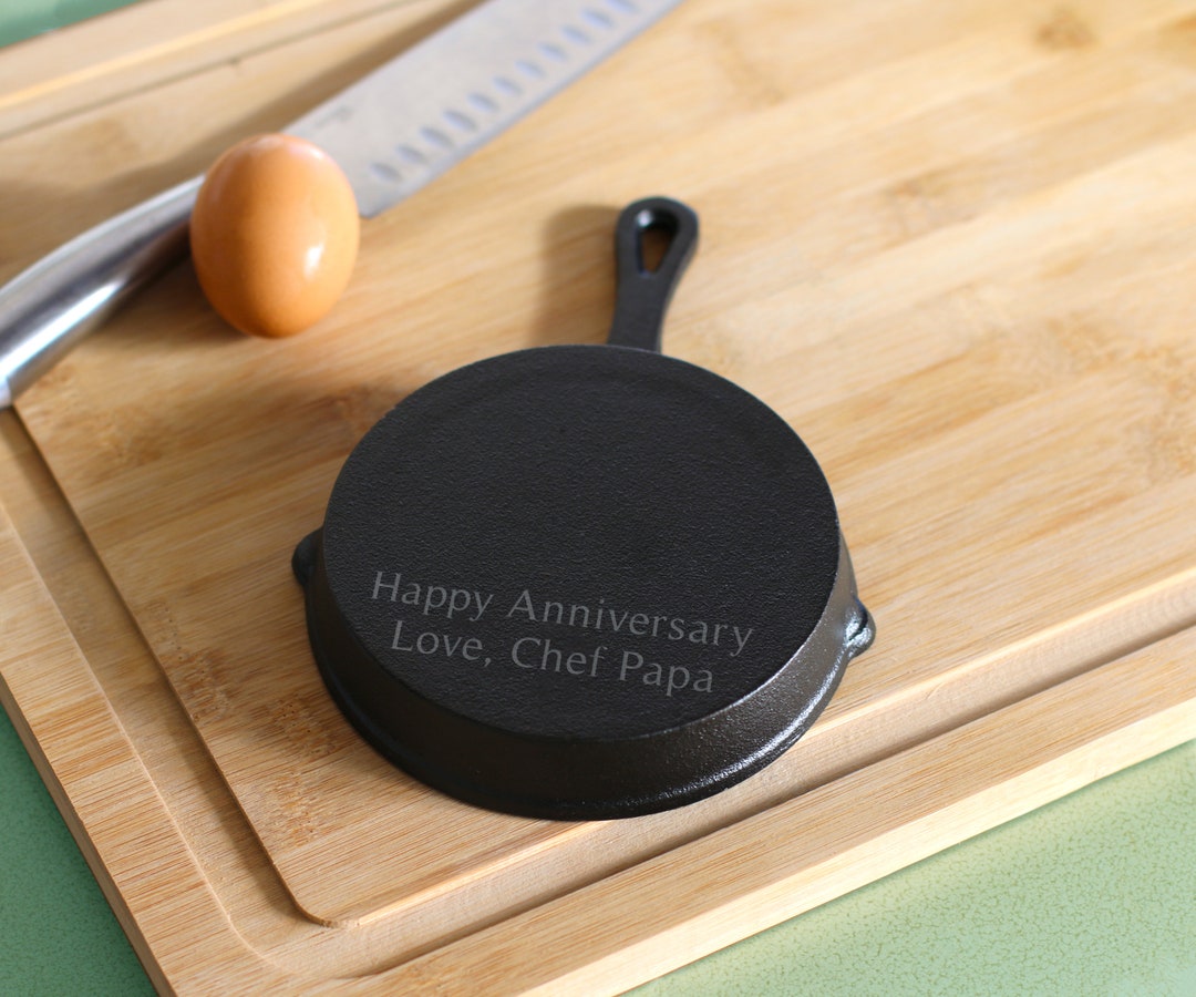 Personalized Cast Iron Pan, Personalized Kitchen Gift, Custom Dad BBQ ...