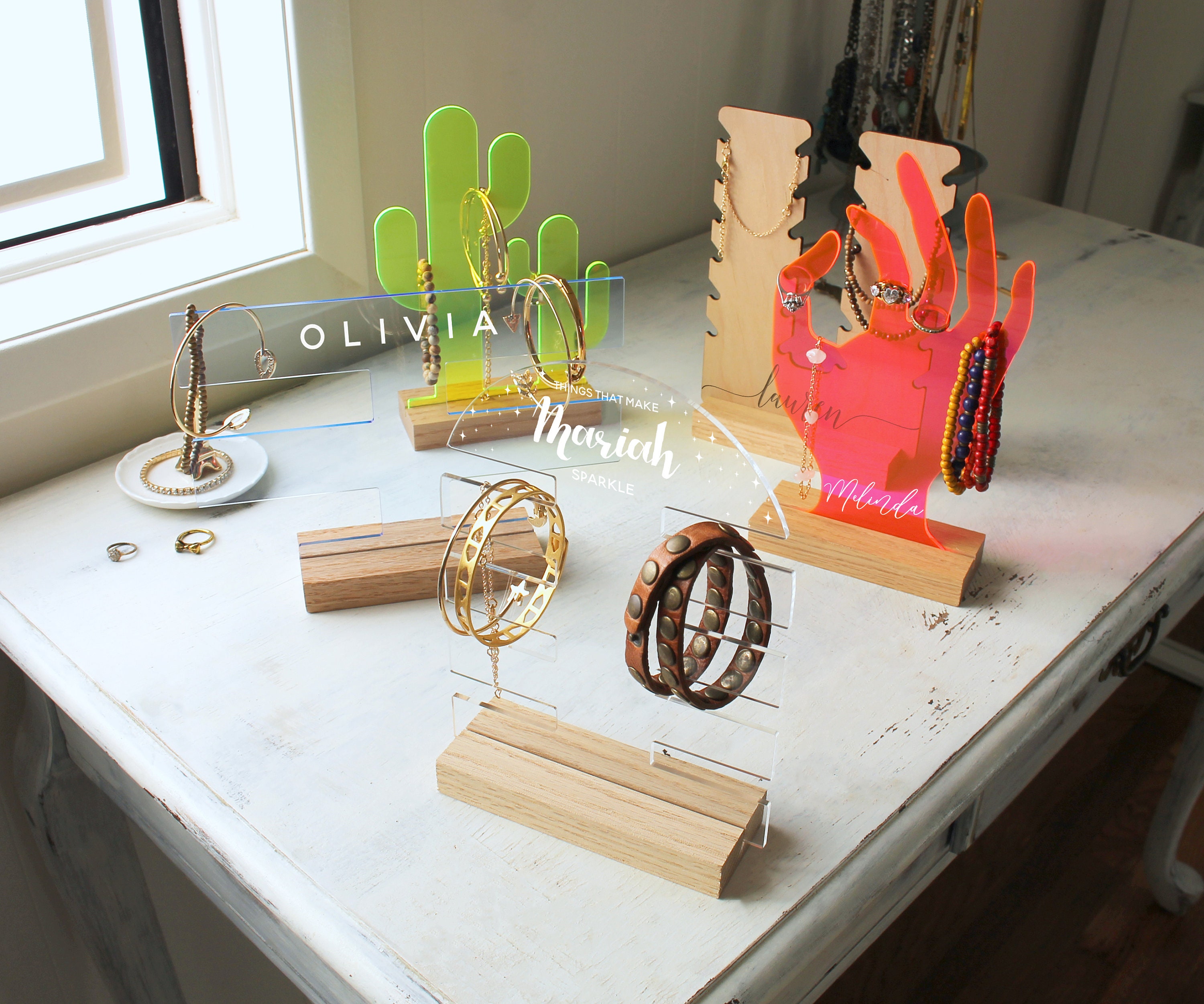 Personalized Bracelet Stand Jewelry Display Jewelry Organizer Acrylic ...