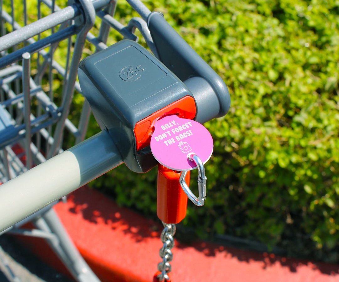 Personalized Shopping Cart Keychain, Custom Buggy Cart Coin Keychain ...