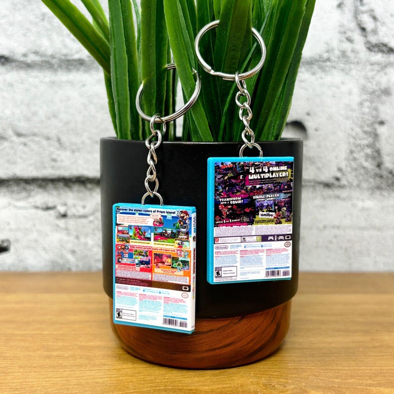 Miniature Nintendo Wii U Game Case Keychains, Mini Case Cover Art ...