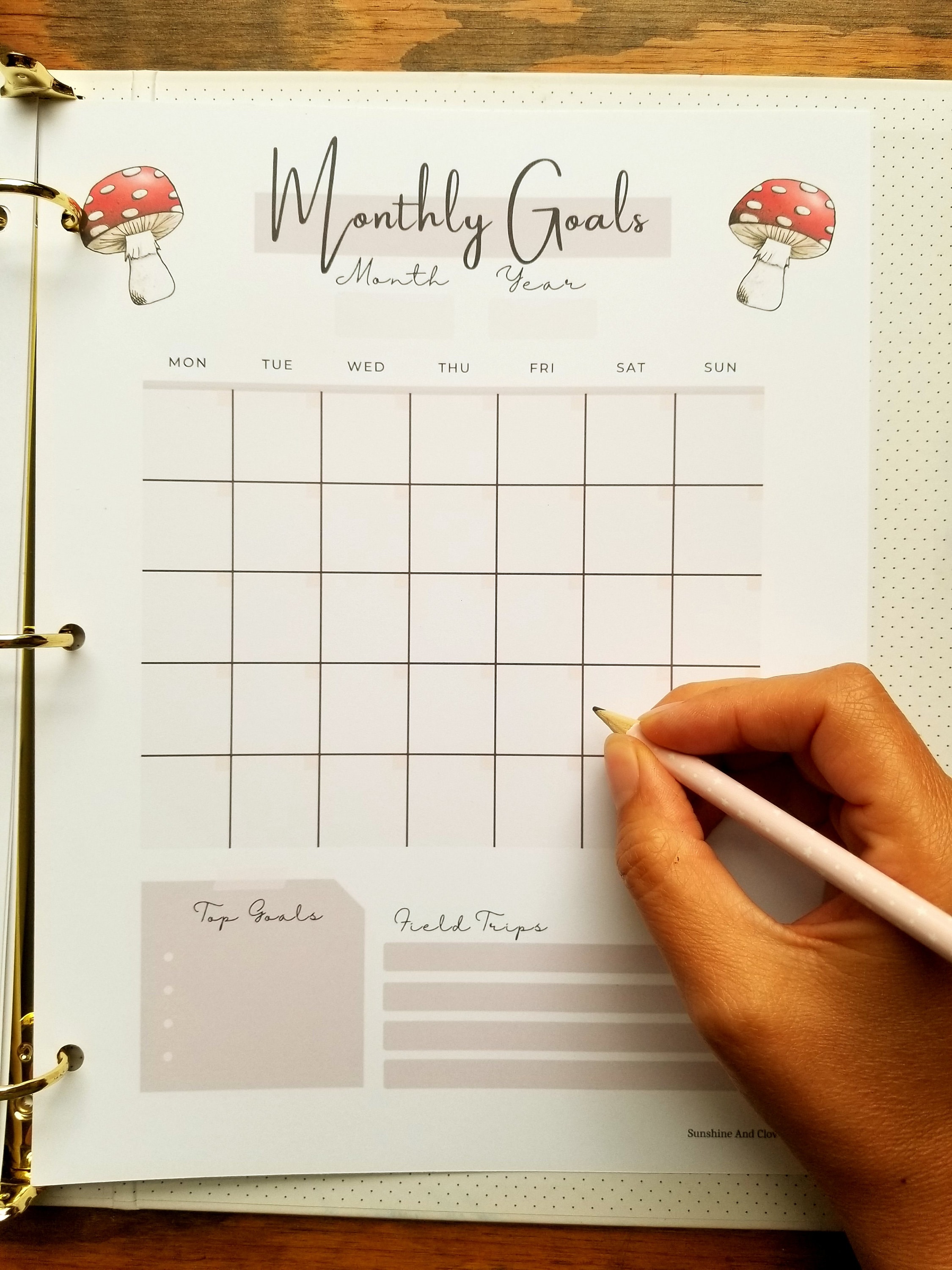 Daily Weekly Monthly Homeschool Planner, Mushroom Brown Homeschool ...