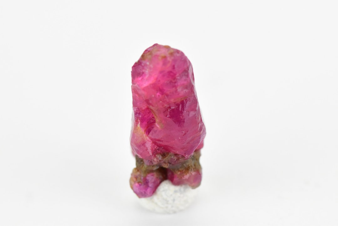 Vietnam 8.7ct Terminated Red Ruby Specimen Crystal I Raw Ruby Corundum ...