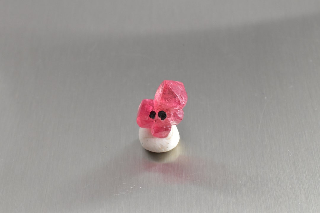 4.75ct Rare Octahedral Spinel Rough Specimen Crystal, Quads Spinel ...