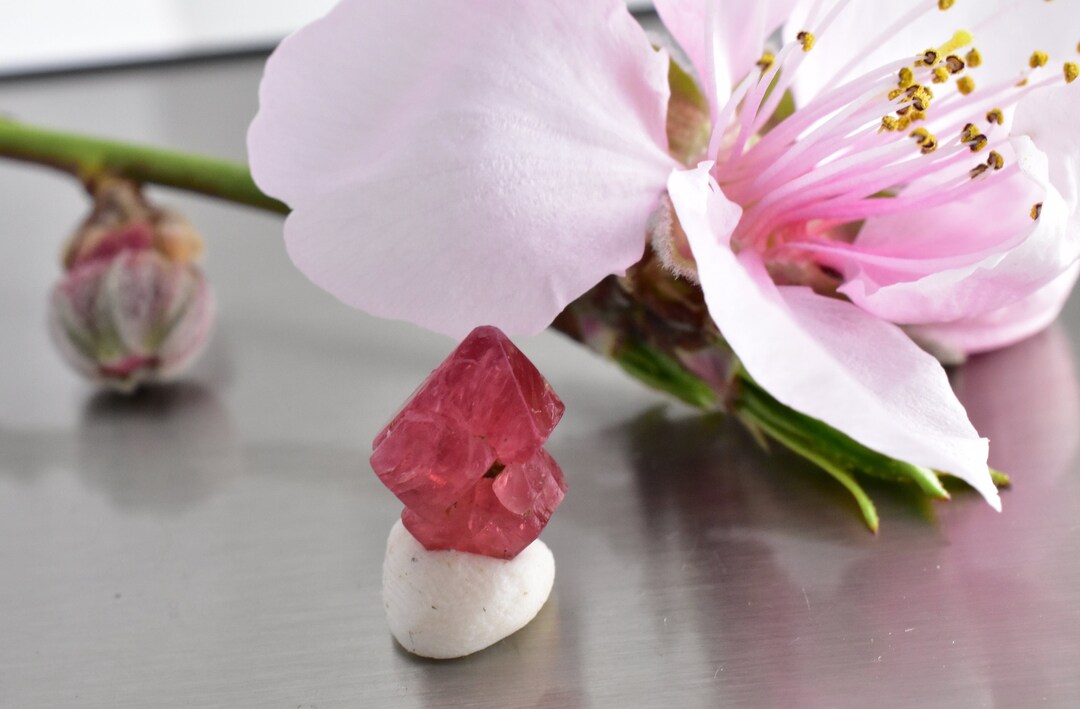 4.35ct Red Rare Spinel Cluster Crystal , Spinel Rough Crystal, Healing ...