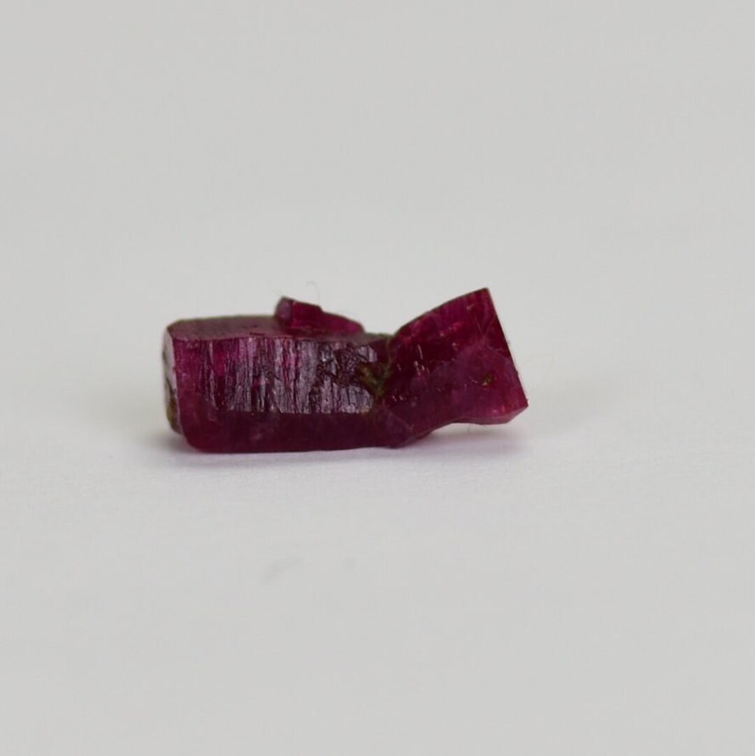 Vietnam Double Terminated 3.9ct Natural Raw Ruby Red Corundum Specimen ...