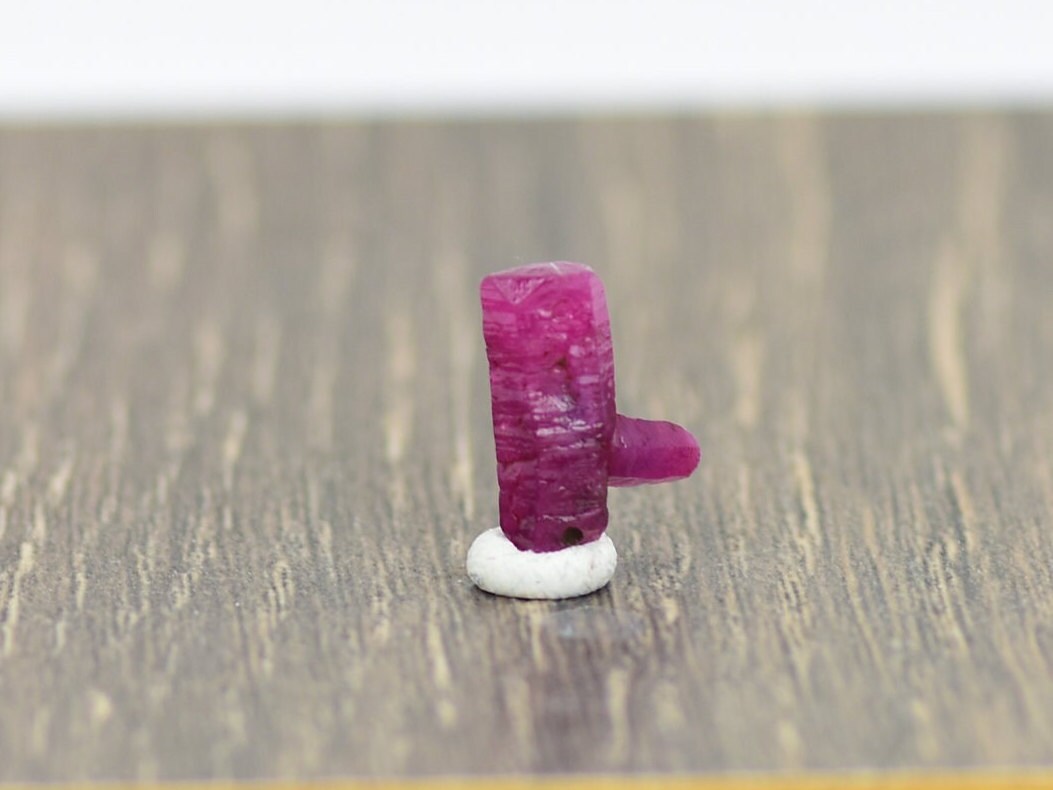 Very Nice Rare 5.5ct Red Ruby Crystals Cluster Corundum , Raw Ruby ...