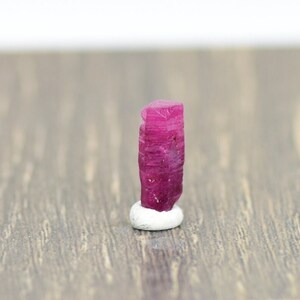 Very Nice Rare 5.5ct Red Ruby Crystals Cluster Corundum , Raw Ruby ...