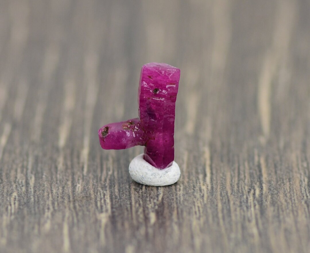 Very Nice Rare 5.5ct Red Ruby Crystals Cluster Corundum , Raw Ruby ...