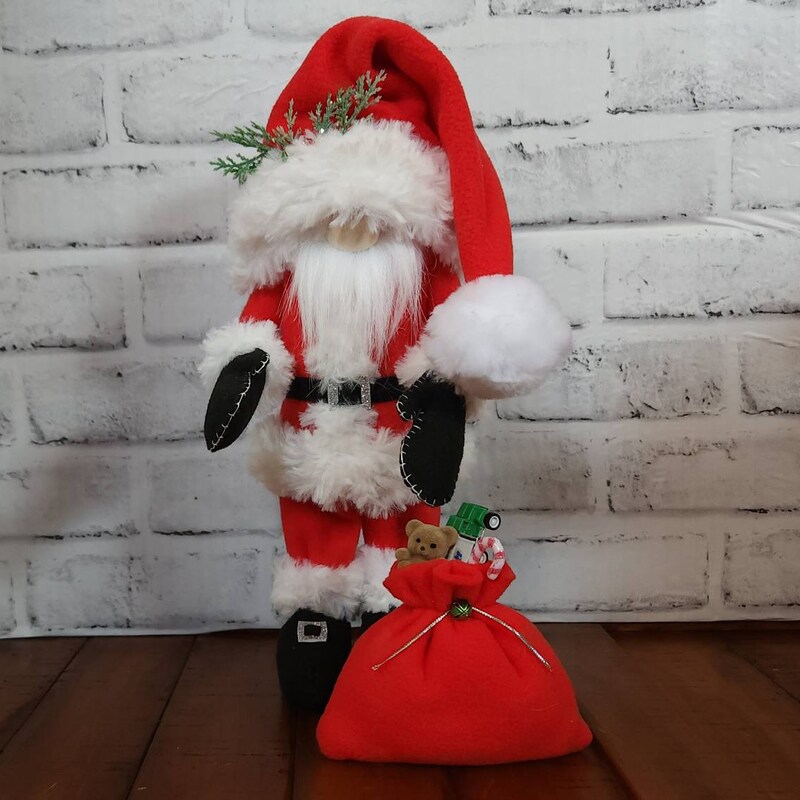 Santa Gnome - Etsy