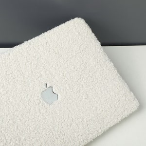 Plush White Leather MacBook Case, MacBook Pro 14 2021, MacBook M1 Pro ...
