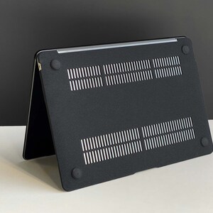 Magic Black Hard Cover MacBook Case, MacBook Pro 14 2021, MacBook M1 ...