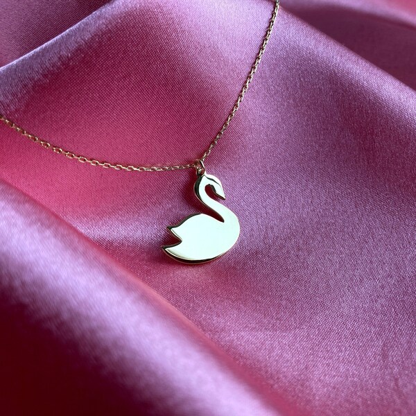 Swan Necklace - Etsy