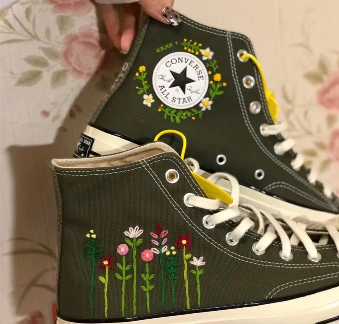 Converse Moon Hand Embroidery Shoes and Stars/converse Custom - Etsy