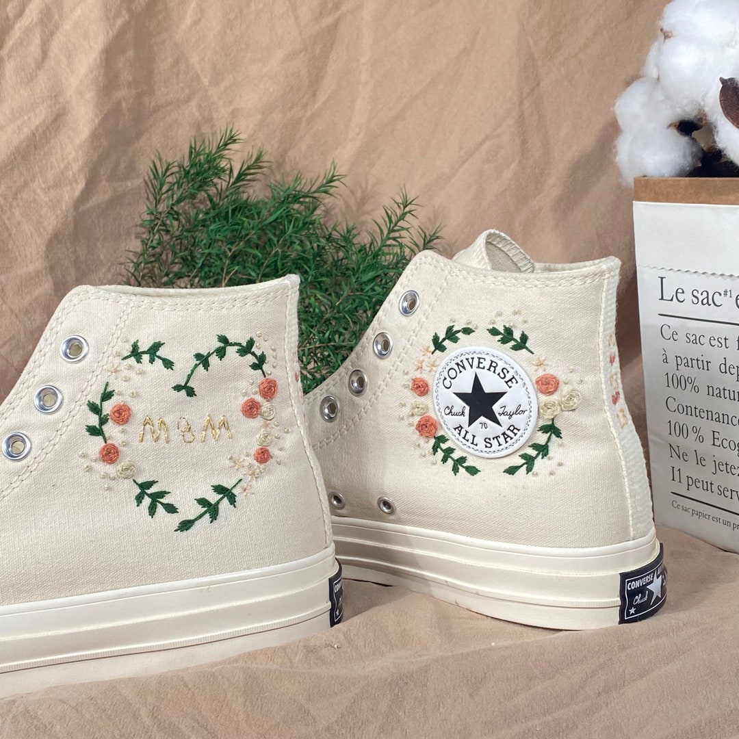 Convesr Chuck Taylor Embroidered Personalized/custom Converse ...