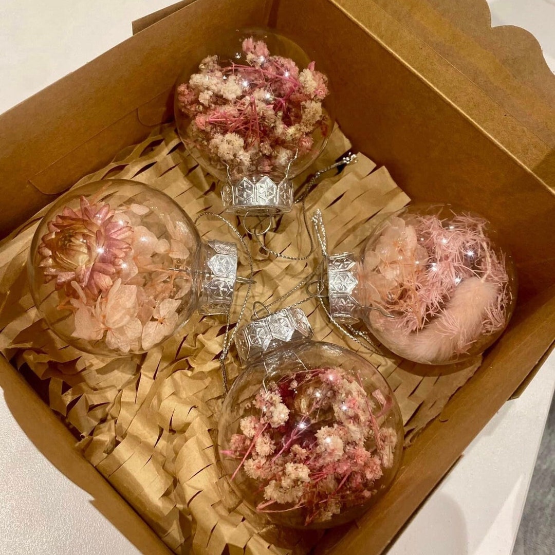 Set of Four Dried Flower Baubles, Dried Flowers, Floral Bouquet, Dried ...
