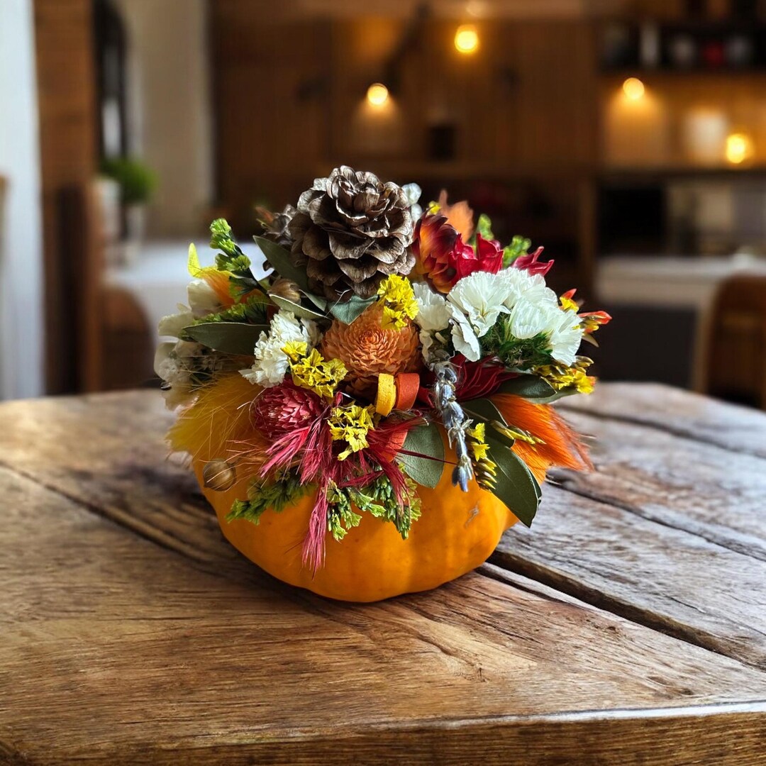 Mini Pumpkin Dried Flower Arrangement, Halloween, Autumnal Pumpkin ...