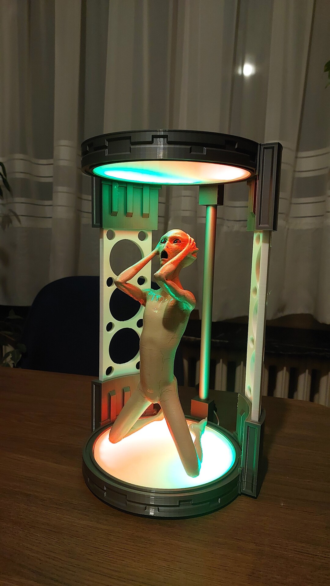 Alien Capsule / Sci-fi, Roswell, Gift, Art, Collectable, Grey Alien ...