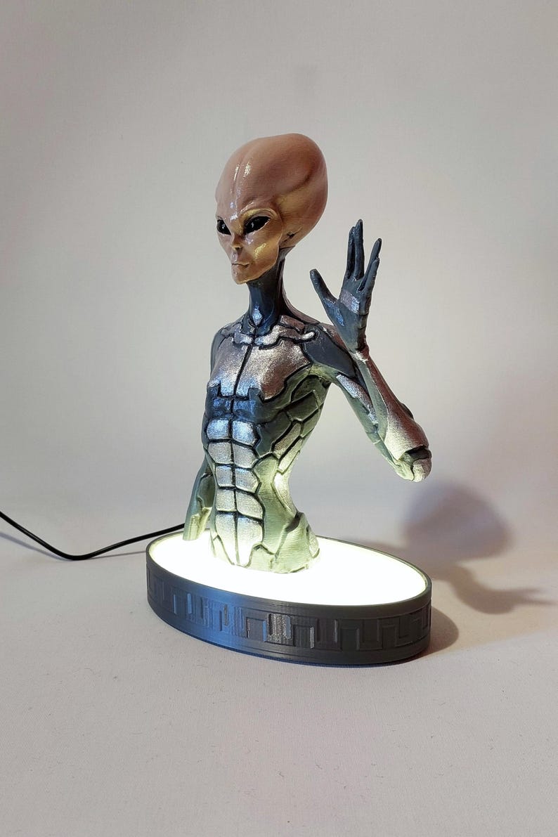 ALIEN BUST- Illuminated Alien Figure - Etsy