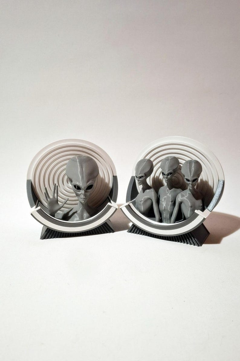 Aliens Diorama, Single and Triple Aliens Decor, Sci Fi, Ufo, Gift ...