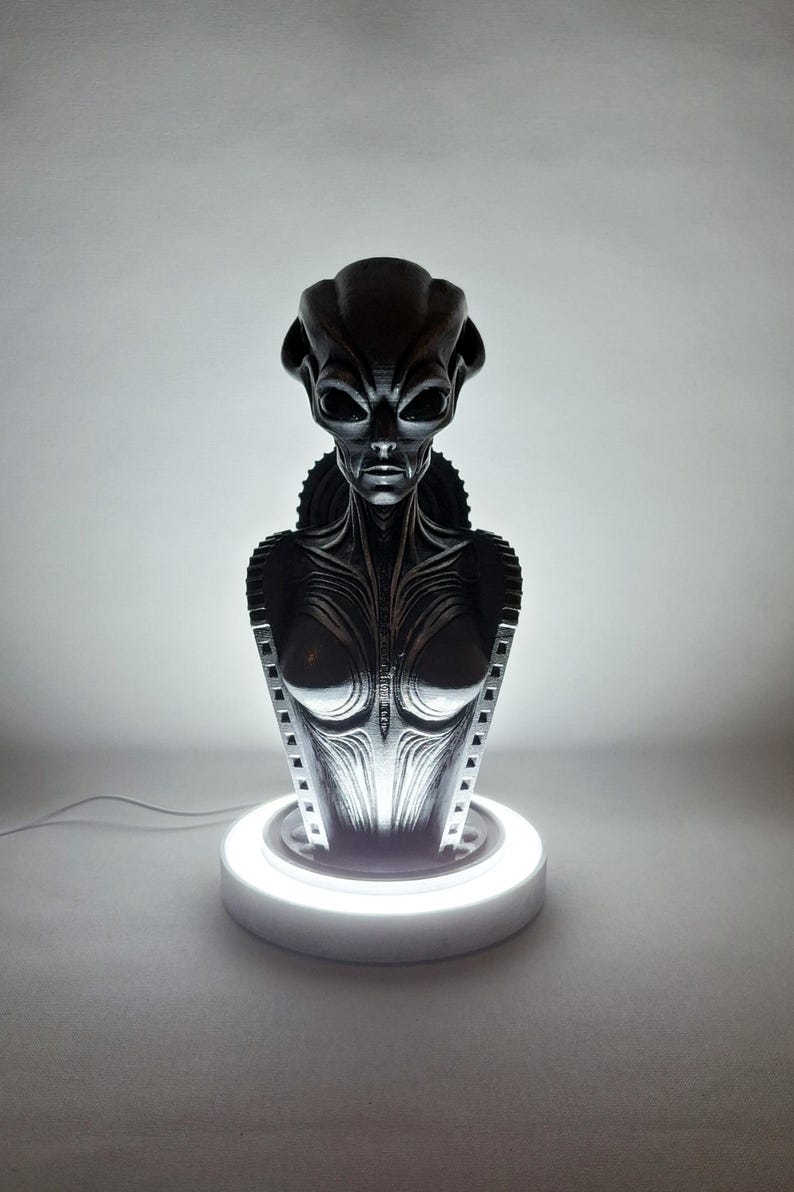 Alien Bust, Sci-fi, Alien Collectible - Etsy