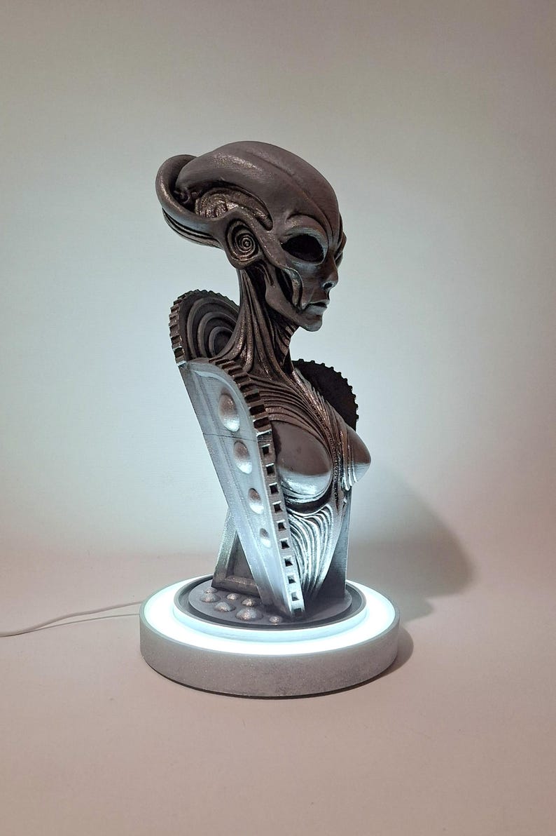 Alien Bust, Sci-fi, Alien Collectible - Etsy