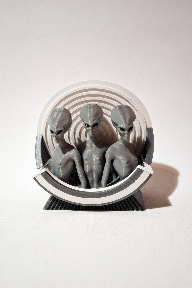 Aliens Diorama, Single and Triple Aliens Decor, Sci Fi, Ufo, Gift ...
