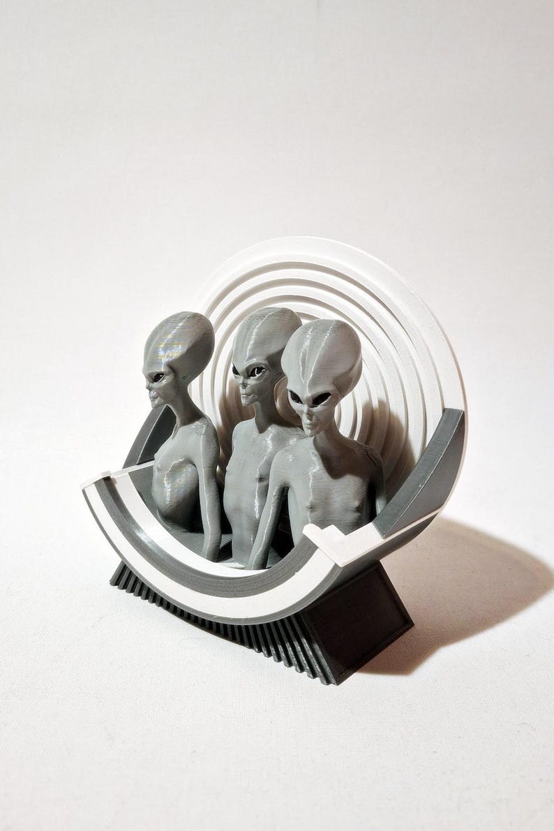 Aliens Diorama, Single and Triple Aliens Decor, Sci Fi, Ufo, Gift ...