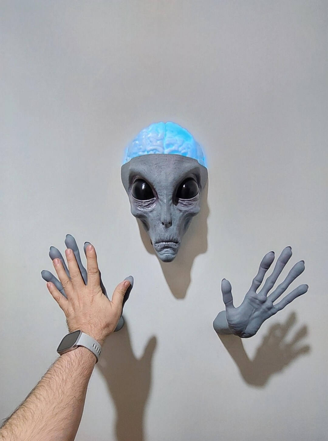 Life Size Alien Head Wall Decor - RGB Illuminated With Remote Control ...