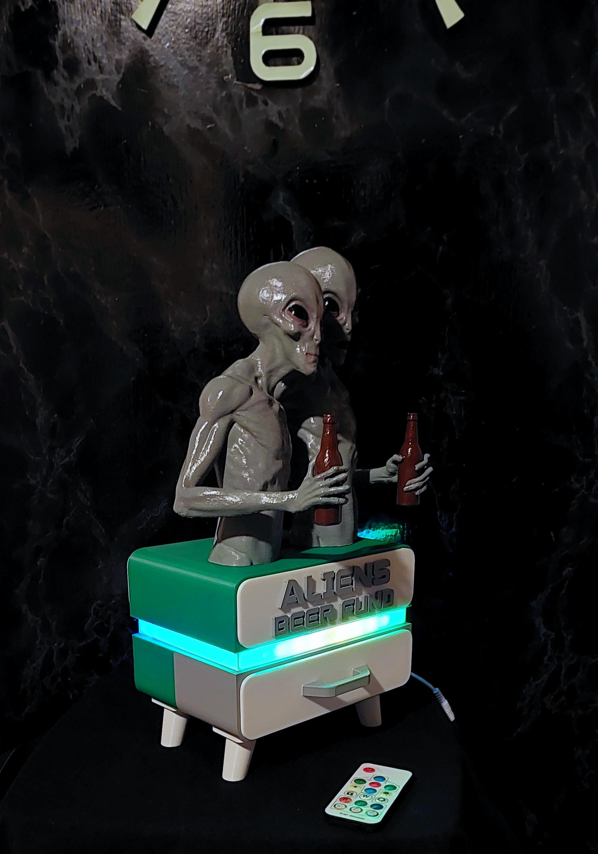 Drunk Aliens Beer Fund: RGB Illuminated Sci-fi Collectible (5V USB) - Etsy