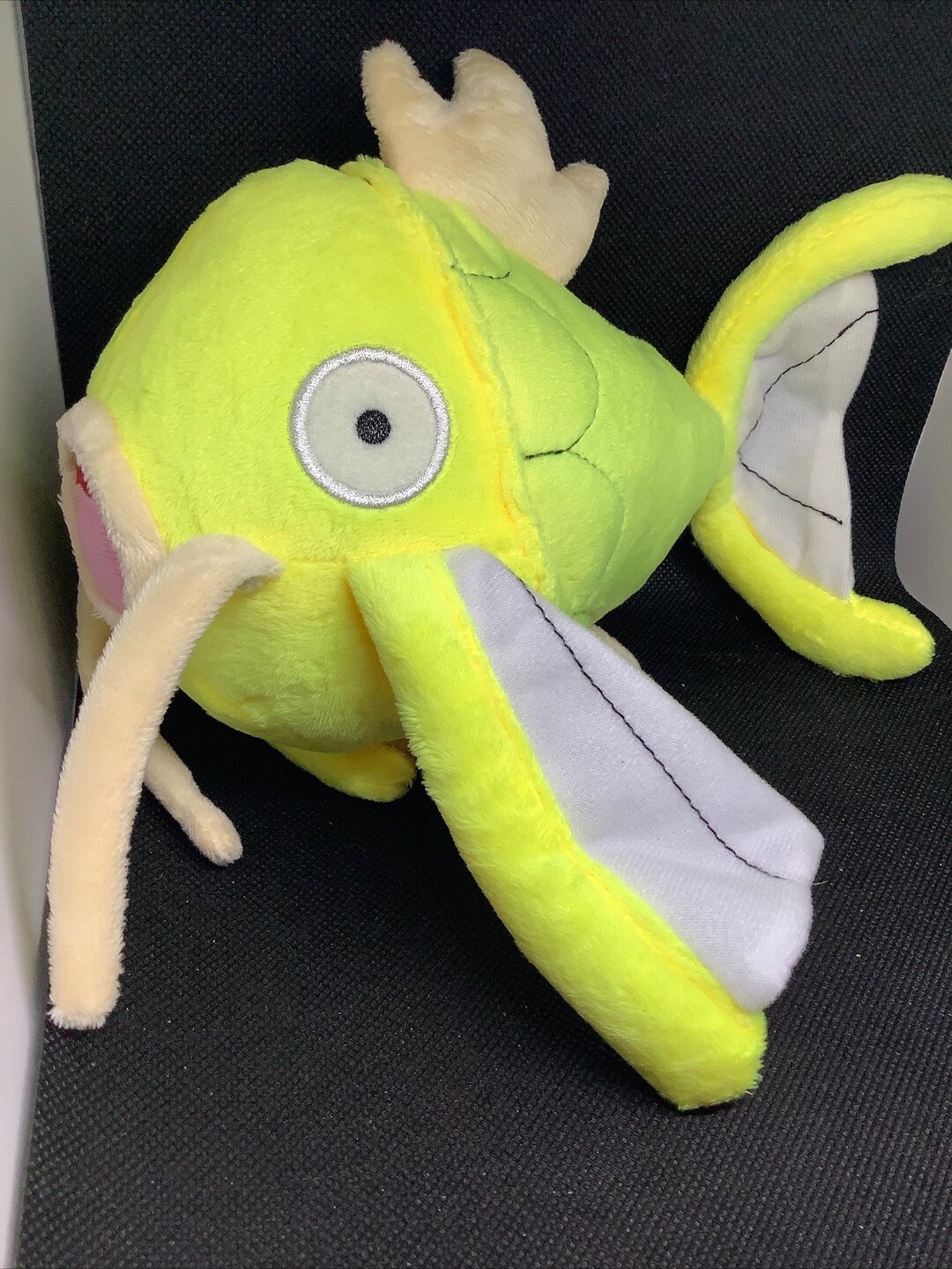 Pokemon Shining Golden Magikarp Plush Soft Toy Teddy Cuddly Import 20cm ...