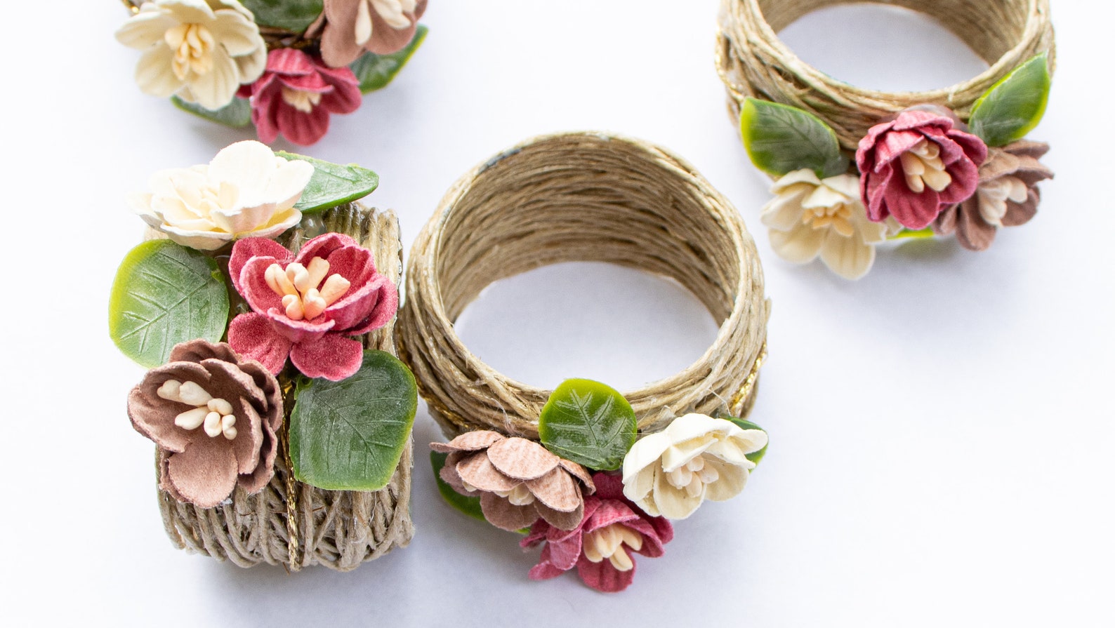Beautiful Natural Hemp Napkin Rings With Pink and White Flowers - Etsy
