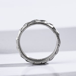 Unique Wedding Band Ring for Men in Sterling Silver, Geometric Dainty ...