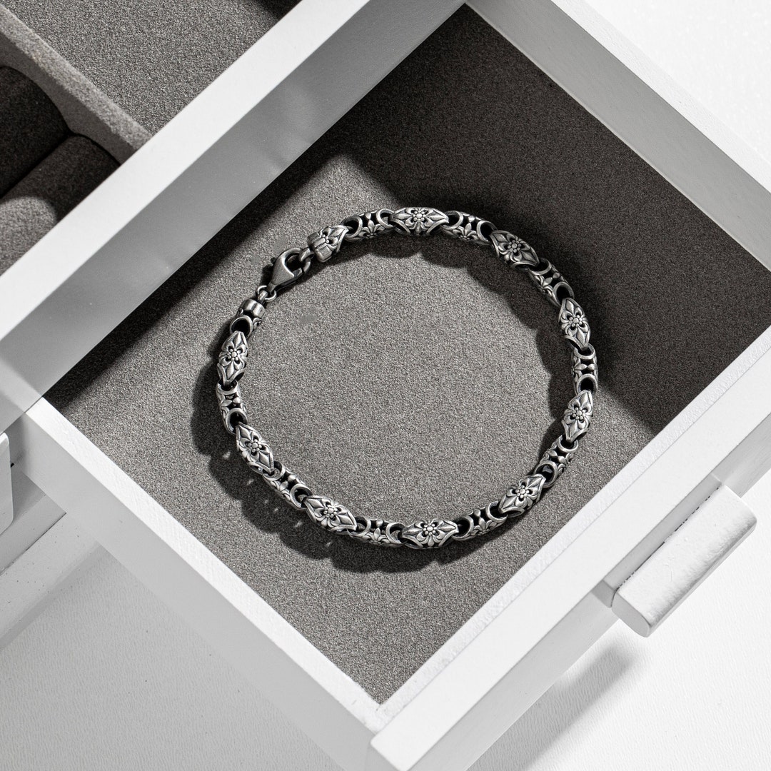 Ornament Engraved Byzantine Chain Bracelet, Dainty Men Bracelet ...