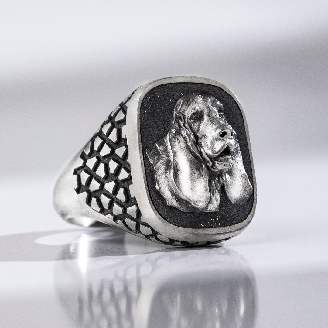 Dog Dainty Animal Signet Ring in Oxidized Silver, Fantasy Engraved ...