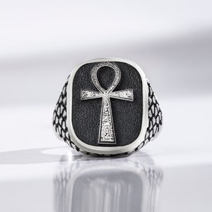Egyptian Ankh Dainty Signet Ring Men, Vintage Ancient Mythology Ring in ...