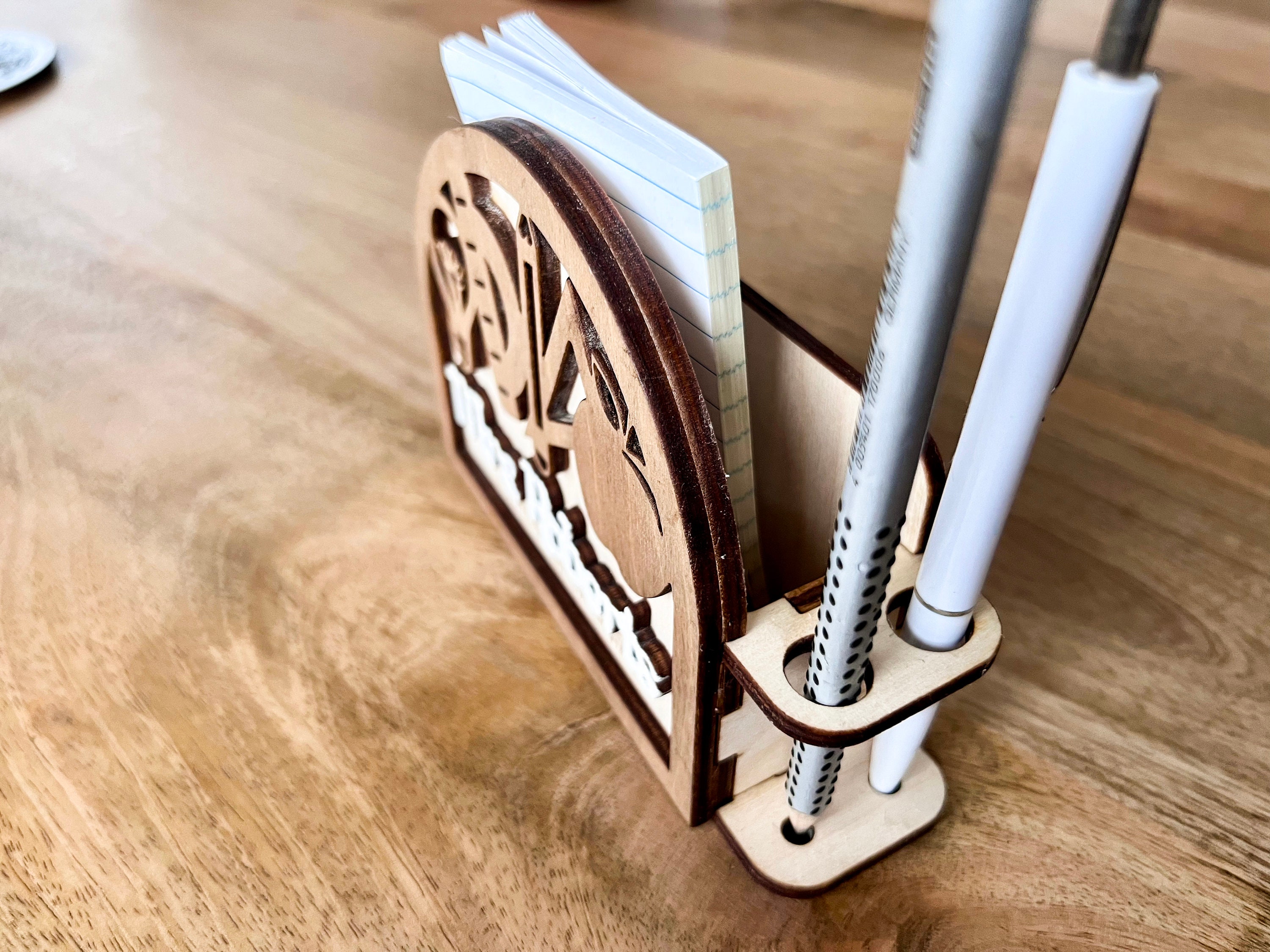 Teacher Note Pad SVG, Teacher Desk Organiser Gift Svg, Pen Holder Laser ...