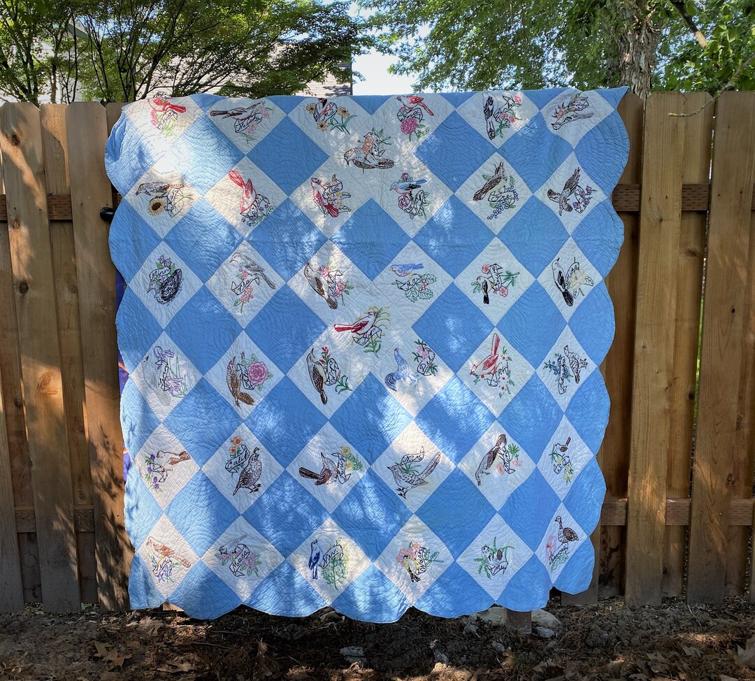 Folk Art Hand Embroidered State Bird Theme Quilt Hand Quilted Scalloped ...