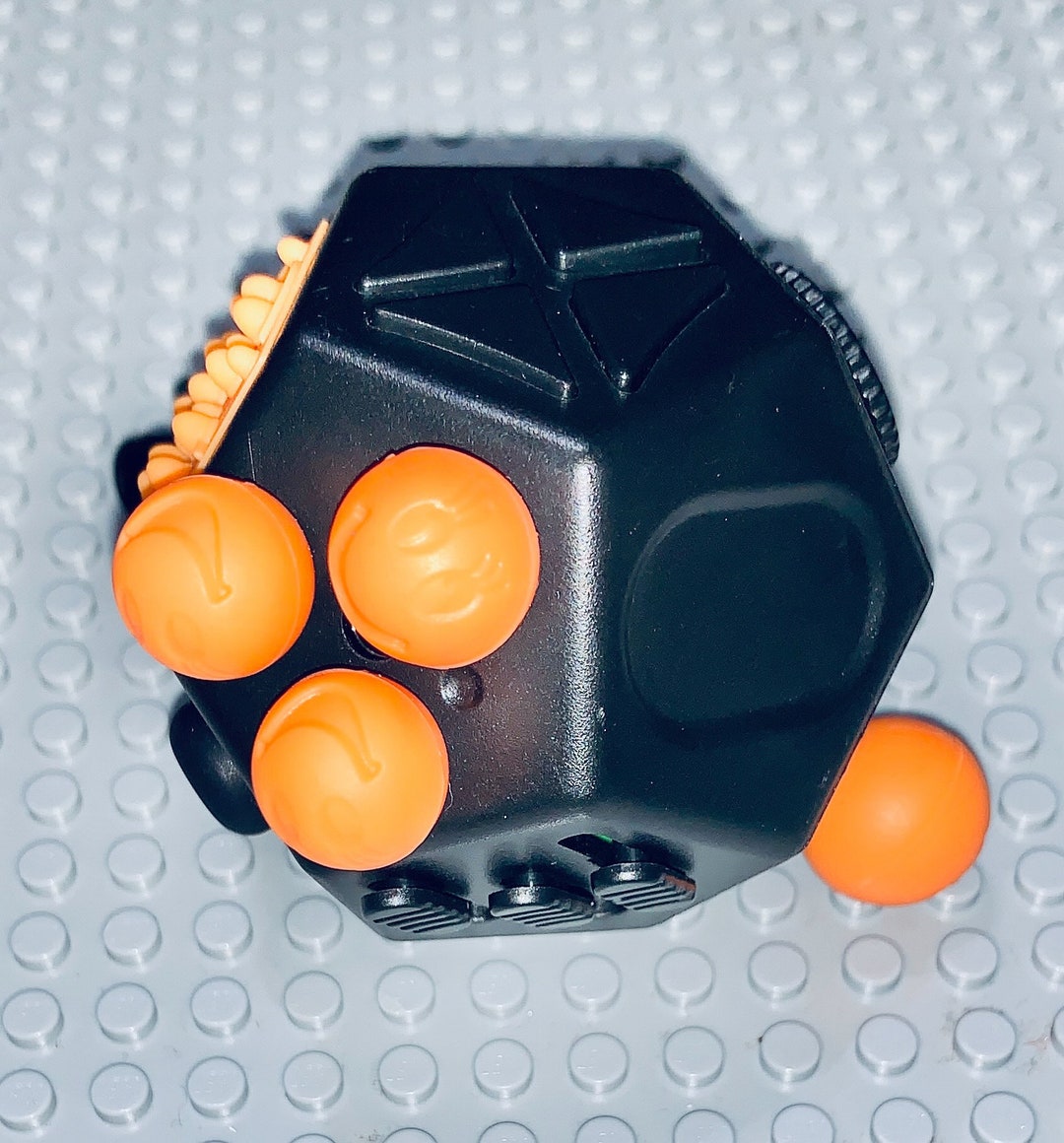 Fidget Cube Toy Hexagon 12 Sides Office Desk Toy Children Adult Stress ...