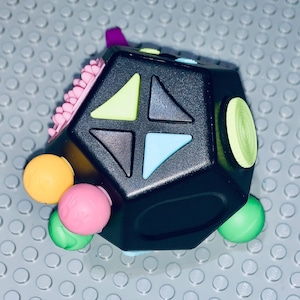 Fidget Cube Toy Hexagon 12 Sides Office Desk Toy Children Adult Stress ...