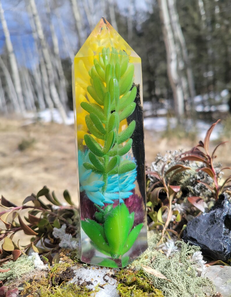 Crystal Tower, Resin Art, Home Decor, Crystal Decor, Floral Decor ...